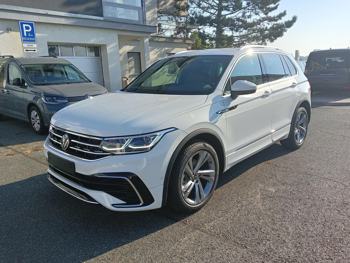 VOLKSWAGEN Tiguan R-Line 1,5 TSI EVO 7DSG 110 kW · Louda Auto