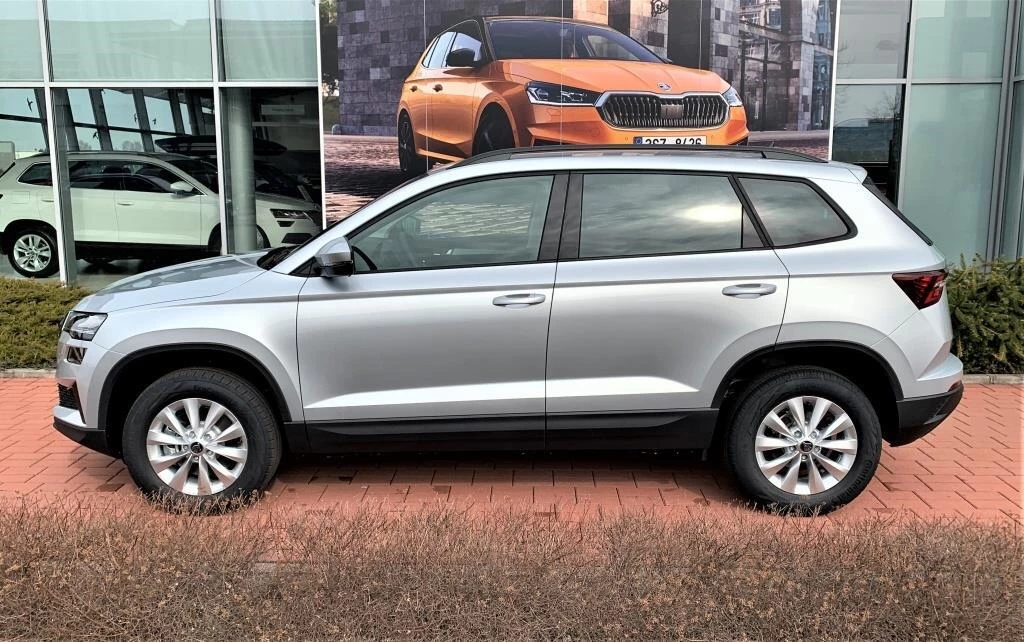 ŠKODA Karoq Ambition 1.5 TSI DSG 110 kW Fresh · Louda Auto