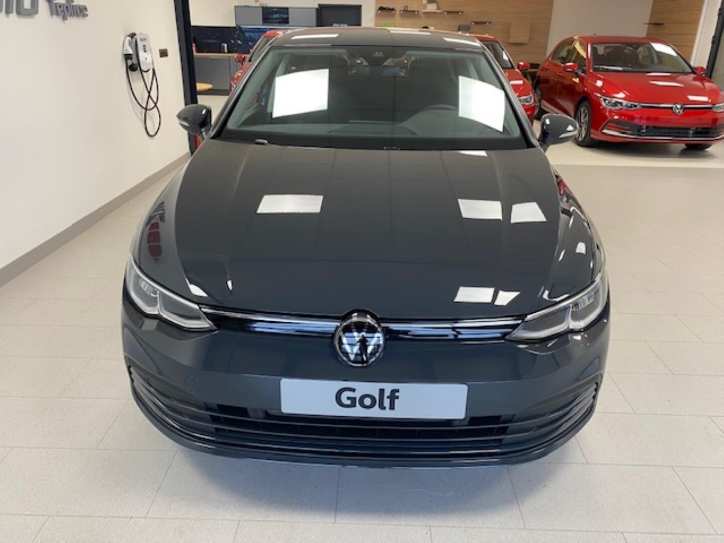 VOLKSWAGEN Golf Life 1,5 TSI 6G 96 kW · Louda Auto