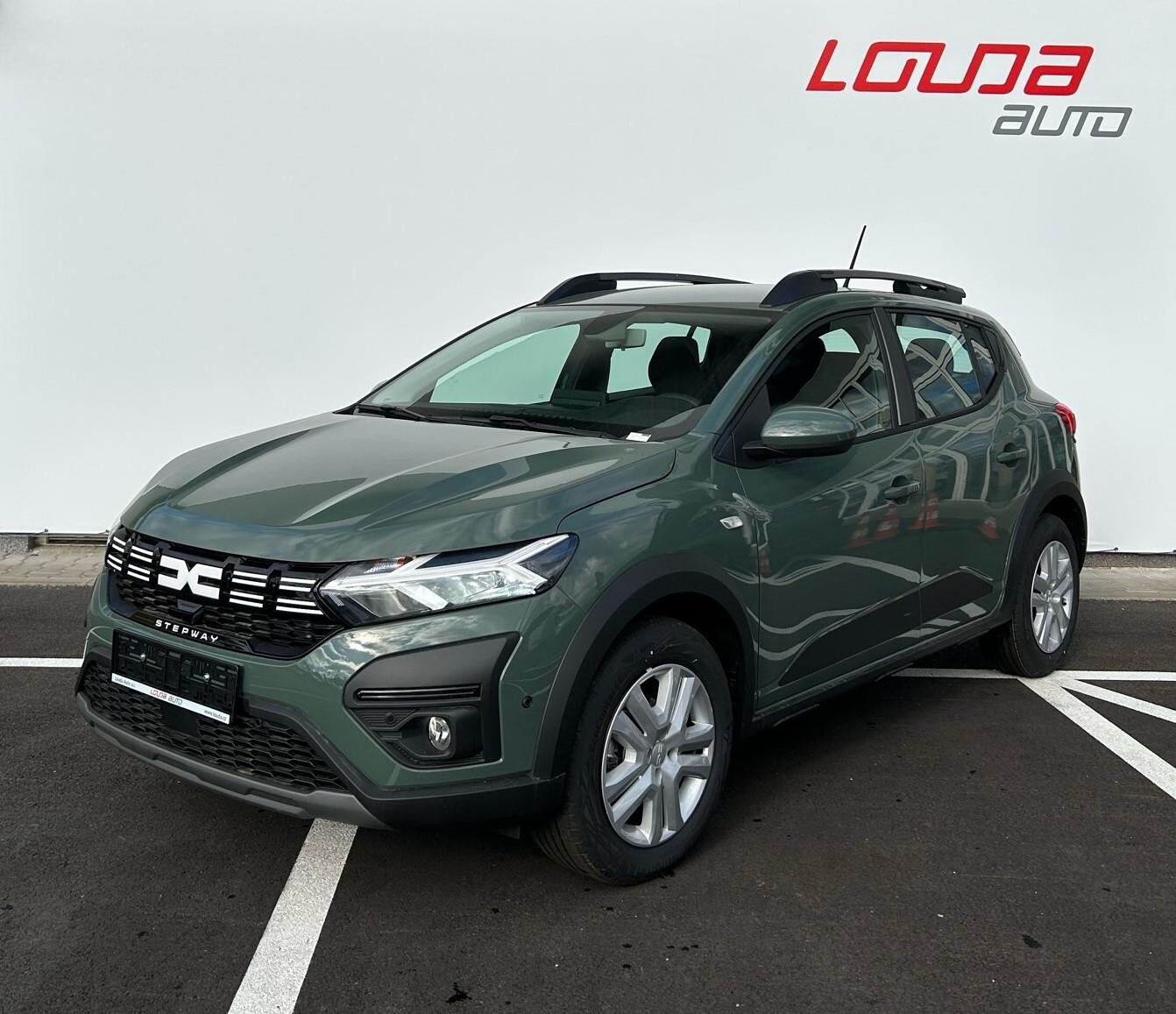 DACIA Sandero Stepway Expression TCe 110 1.0 81 kW · Louda Auto