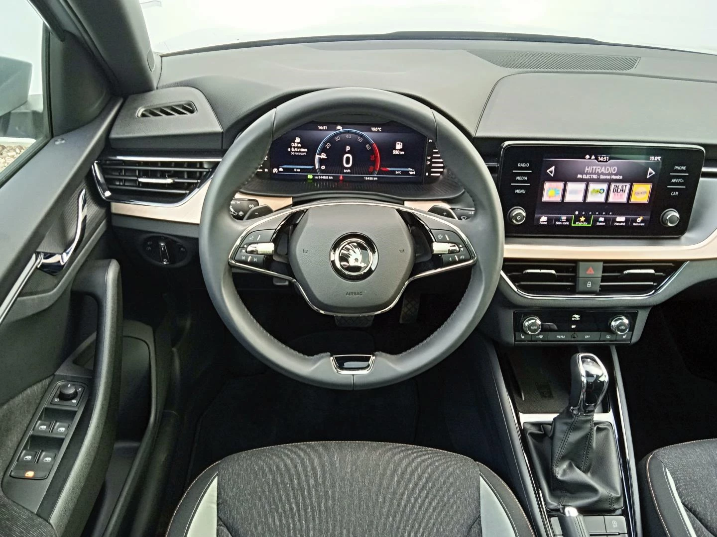 ŠKODA SCALA Style 1.5 TSI 110 kW automat ,DPH · Louda Auto