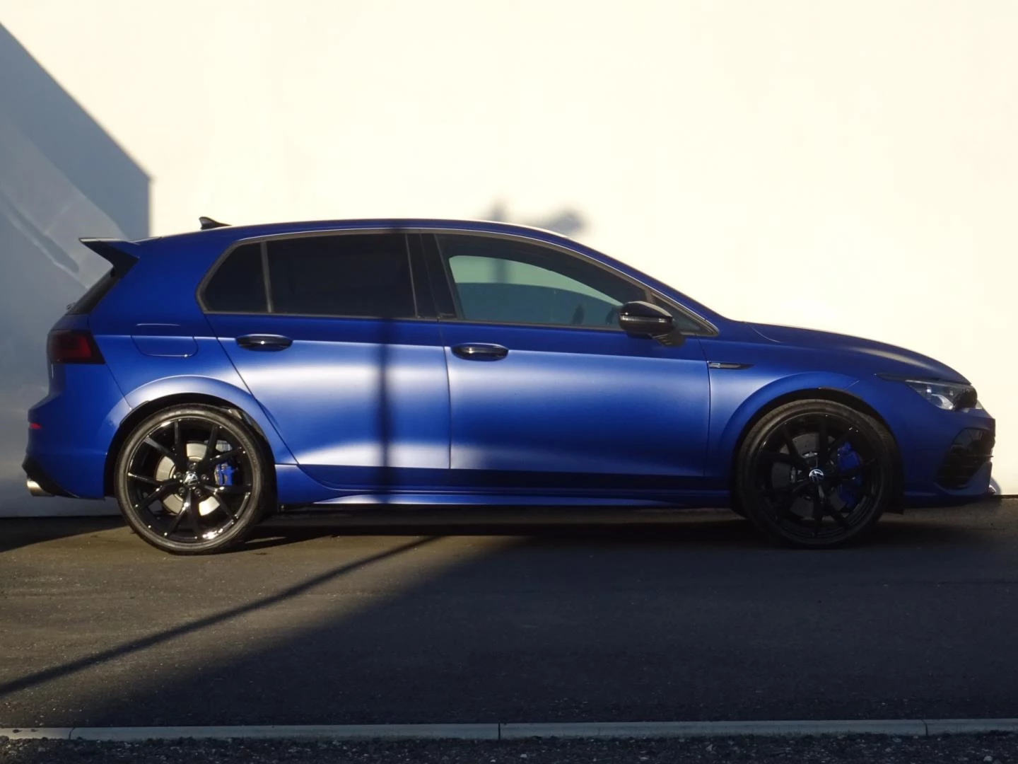 VOLKSWAGEN GOLF R Performance Akrapovič 2.0 TSI 235 kW automat ,DPH ...
