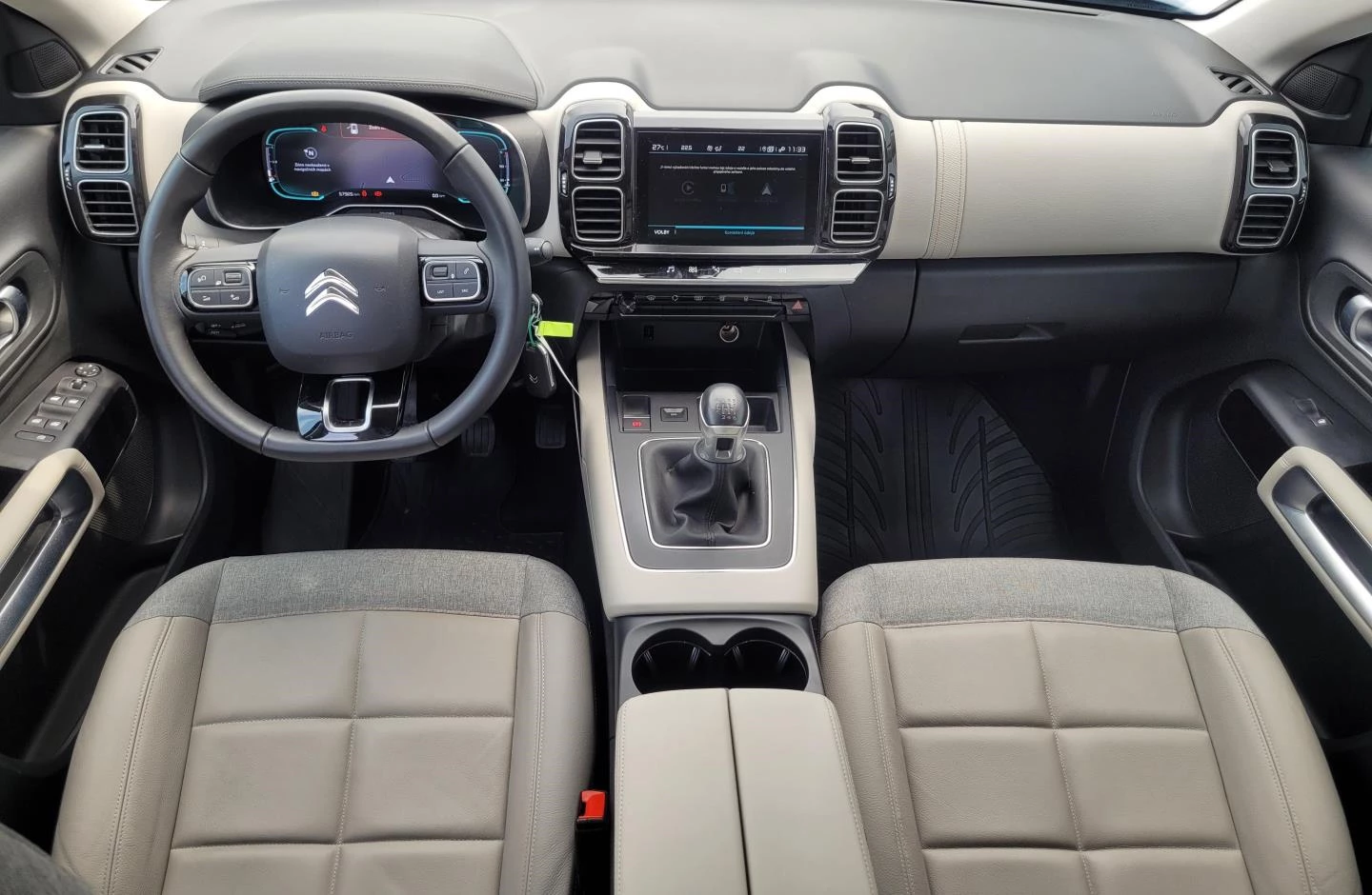 CITROEN C5 AIRCROS AIRCROSS FEEL 1.2 PureTech 96 kW manuál , · Louda Auto